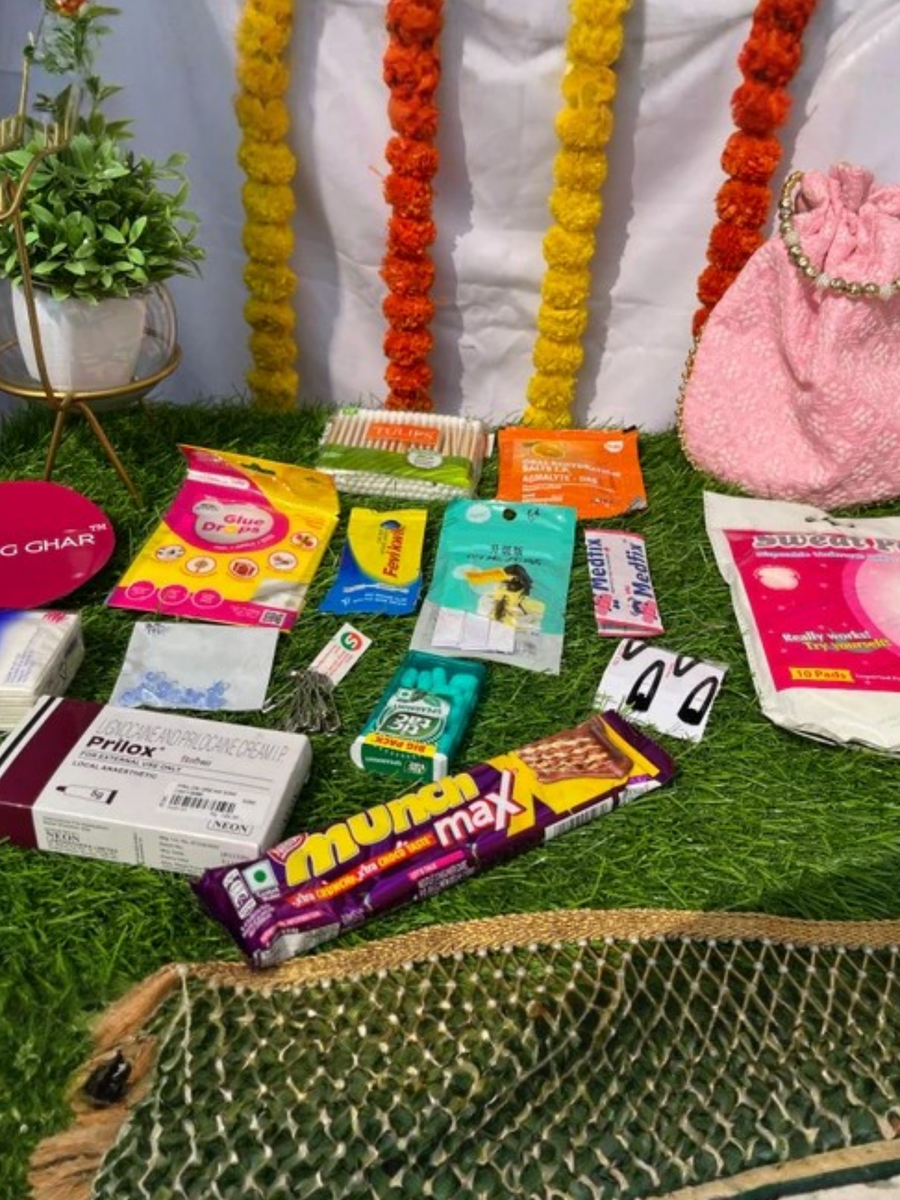 Emergency Kit for Bride ( 15 items) -A Must-Have for Every Bride ...